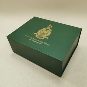 Luxury Custom Presentation Gift Boxes